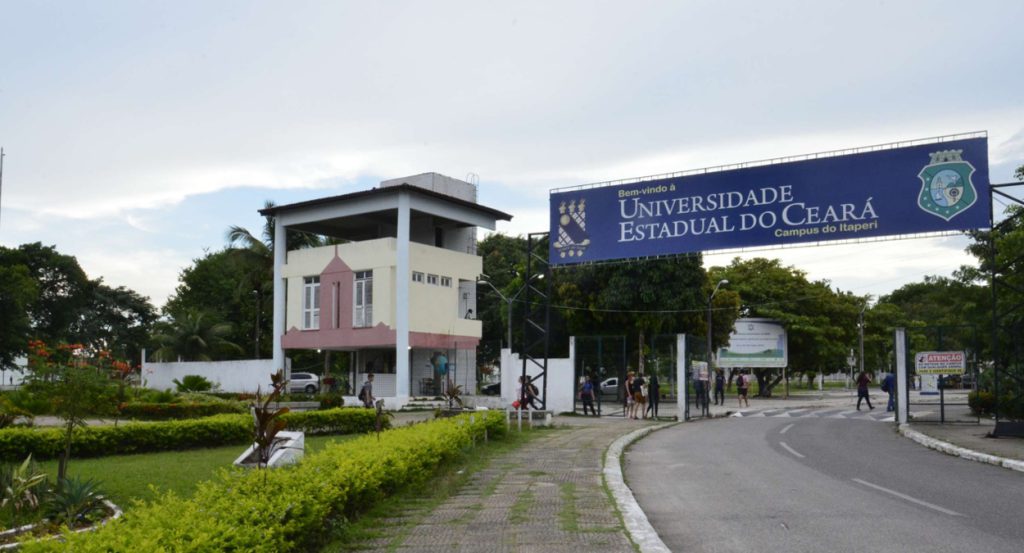UECE recebe inscrições para o vestibular 2023/1